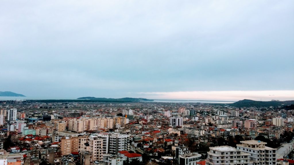 WLORA – CIEKAWE MIEJSCA, KTÓRE MUSICIE ZOBACZYĆ - Albania po polsku