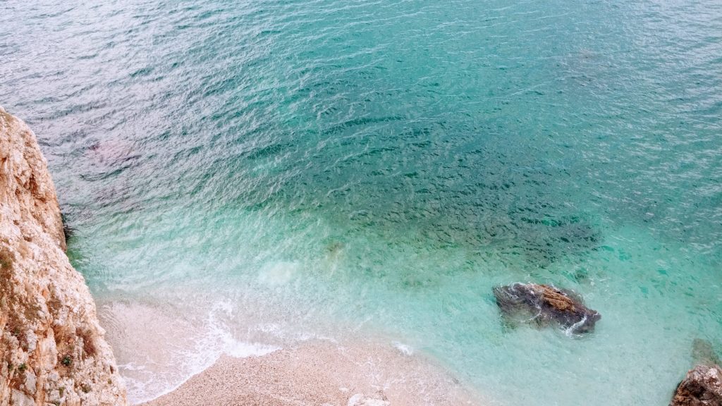 WLORA – CIEKAWE MIEJSCA, KTÓRE MUSICIE ZOBACZYĆ - Albania po polsku