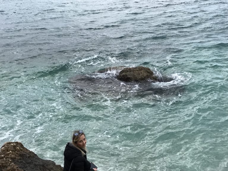 WLORA – CIEKAWE MIEJSCA, KTÓRE MUSICIE ZOBACZYĆ - Albania po polsku